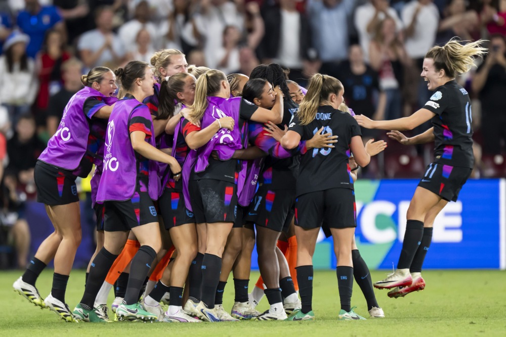 It-tim tan-nisa tal-Ingilterra fil-finali tal-EURO 2025 - NETnews