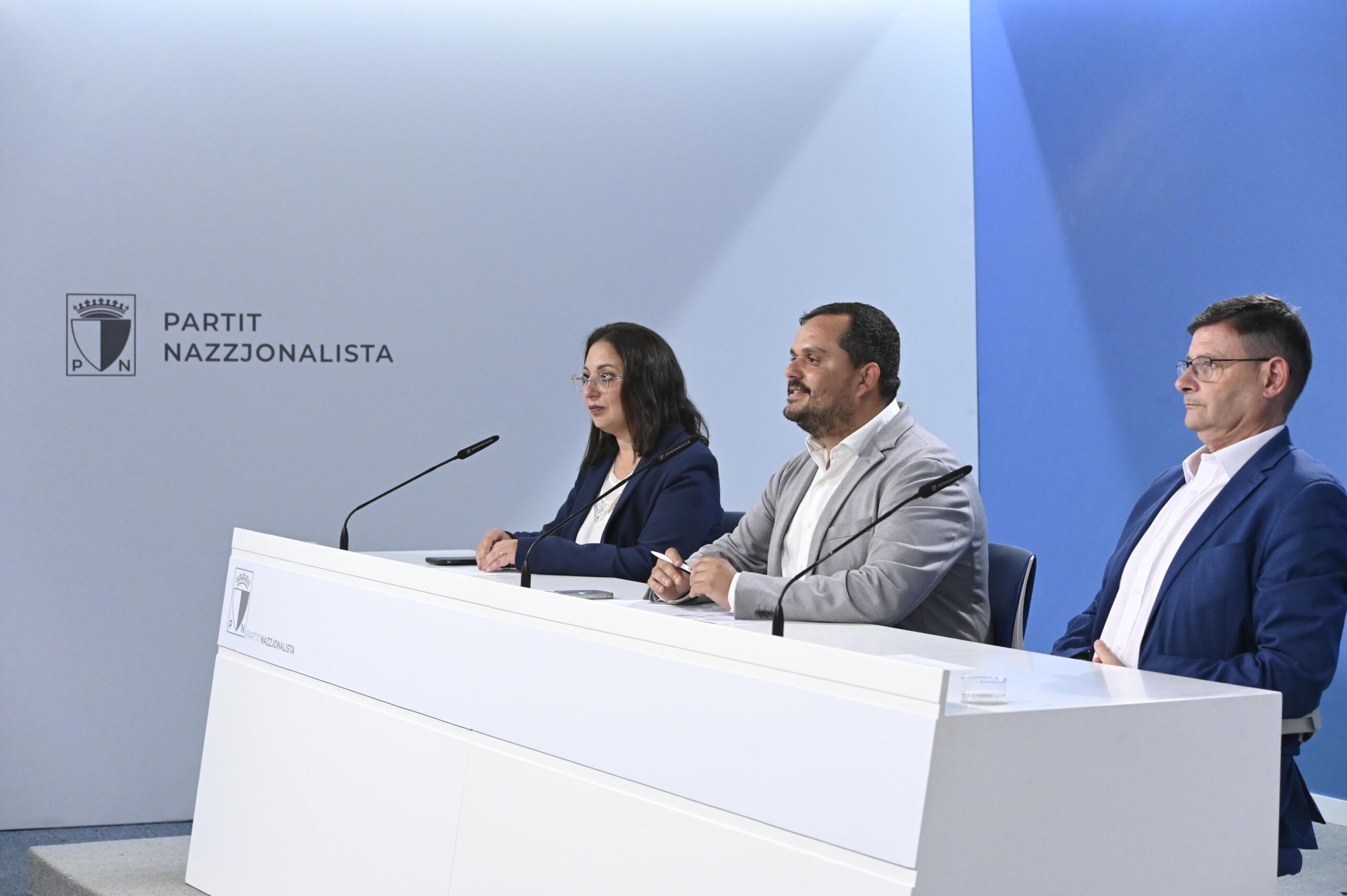 Aktar minn sitt persuni kuljum ikollhom emerġenza fis-saħħa mentali u l ...