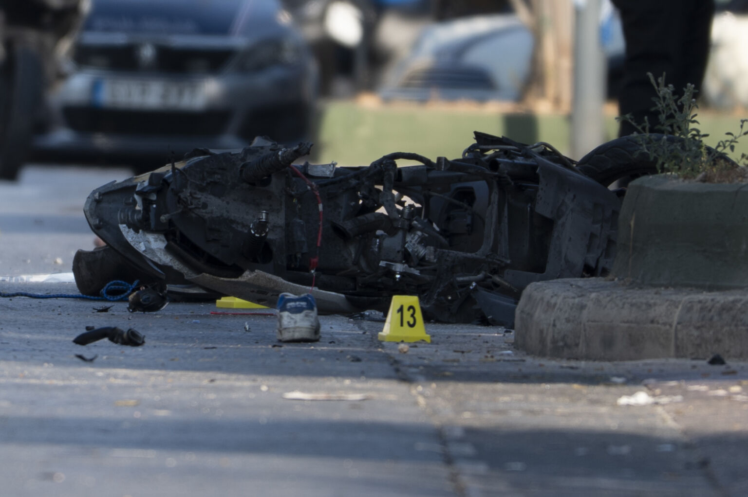 Sewwieq ta' 17-il sena mingħajr liċenzja jinżamm arrestat wara li ...