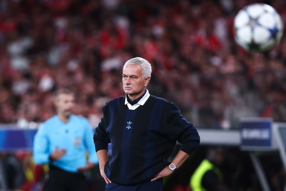 Fenerbache jkeċċu lil Josè Mourinho - NETnews