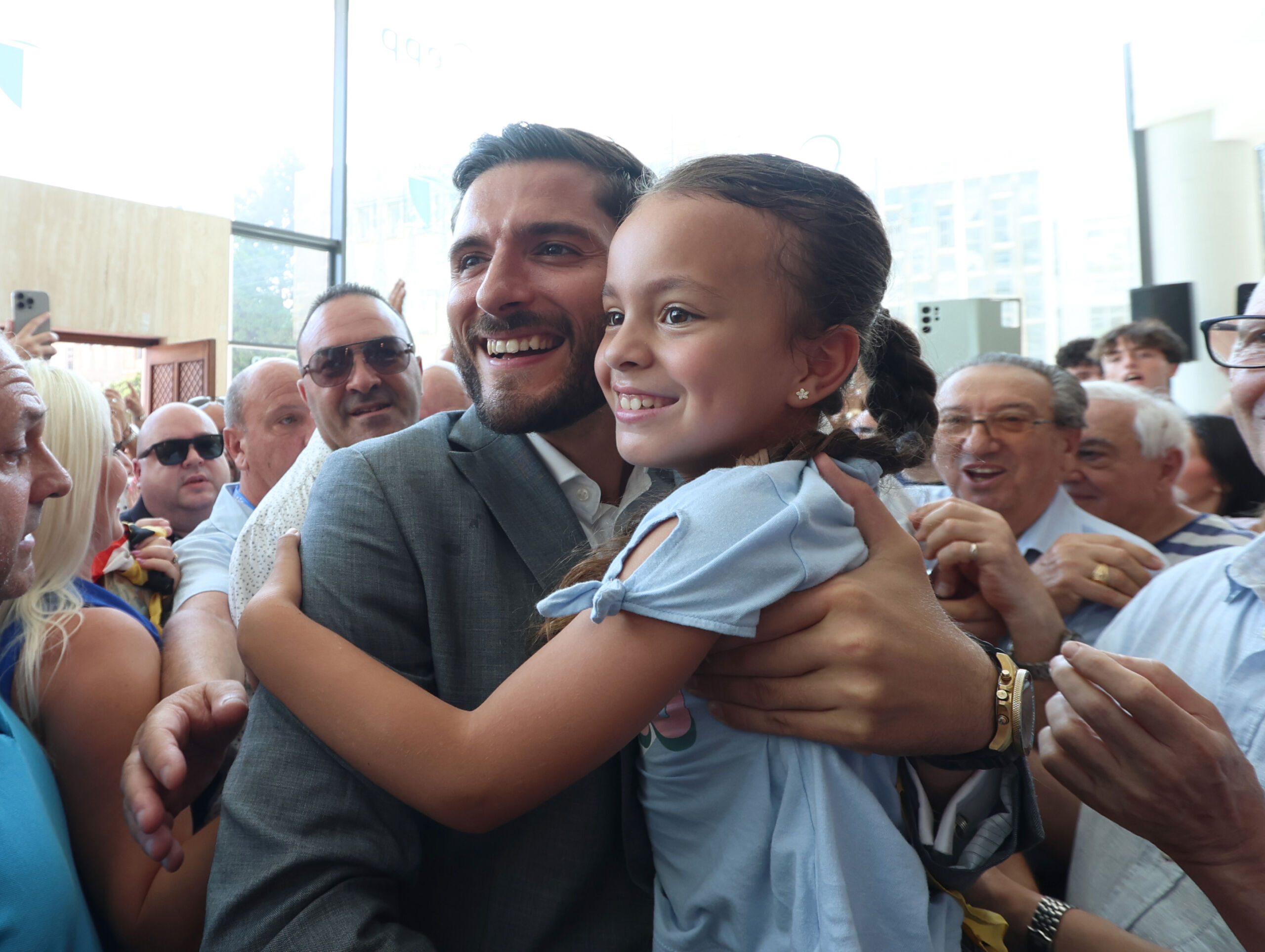 "Alex Borg qed jiġbed iż-żgħażagħ lejh - diġà tinħass il-freskezza ...