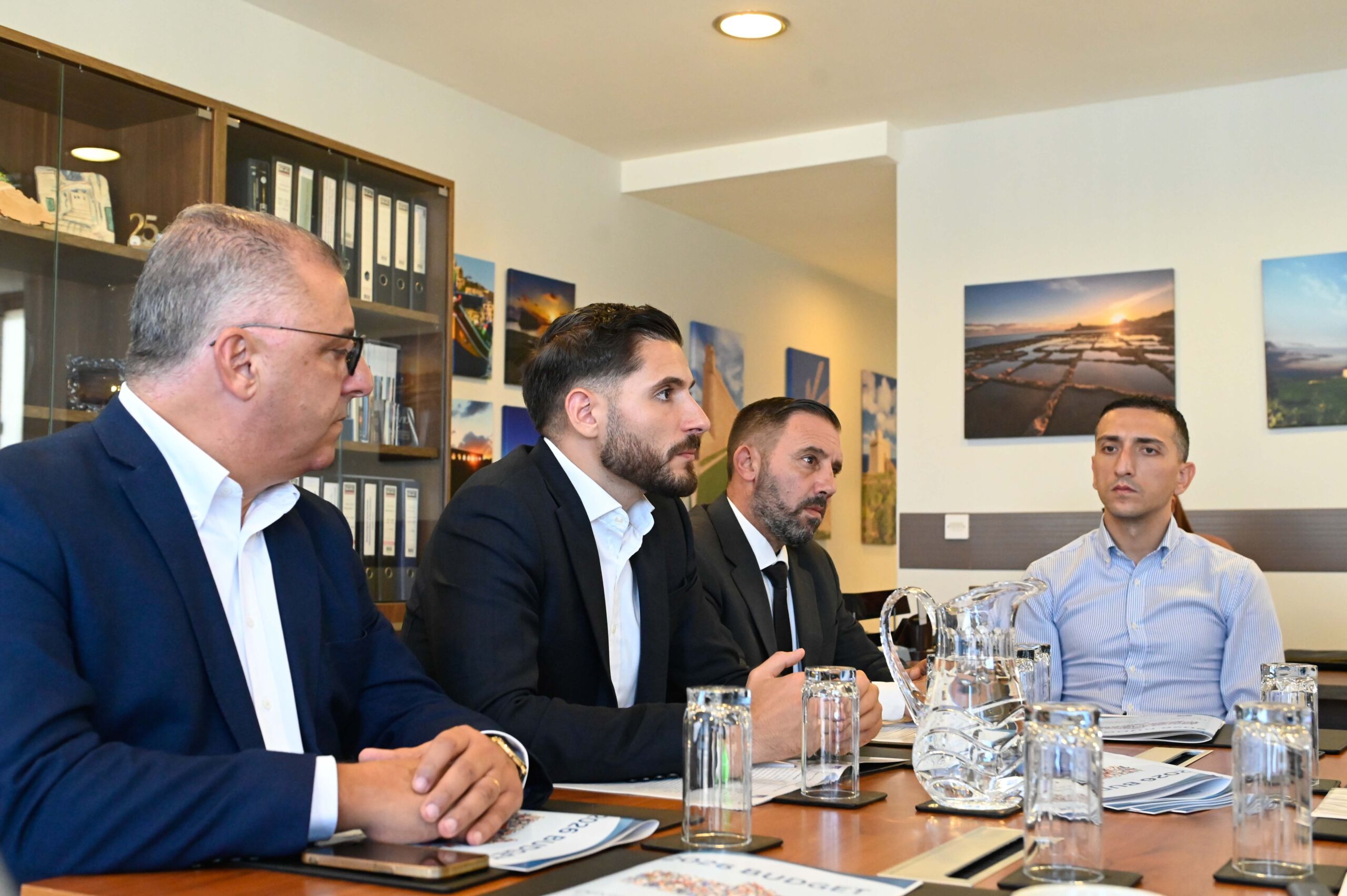 "Il-PN irid jissalvagwardja l-karatteristiċi uniċi ta' Għawdex" - Alex Borg f'laqgħa mal-Kamra ...