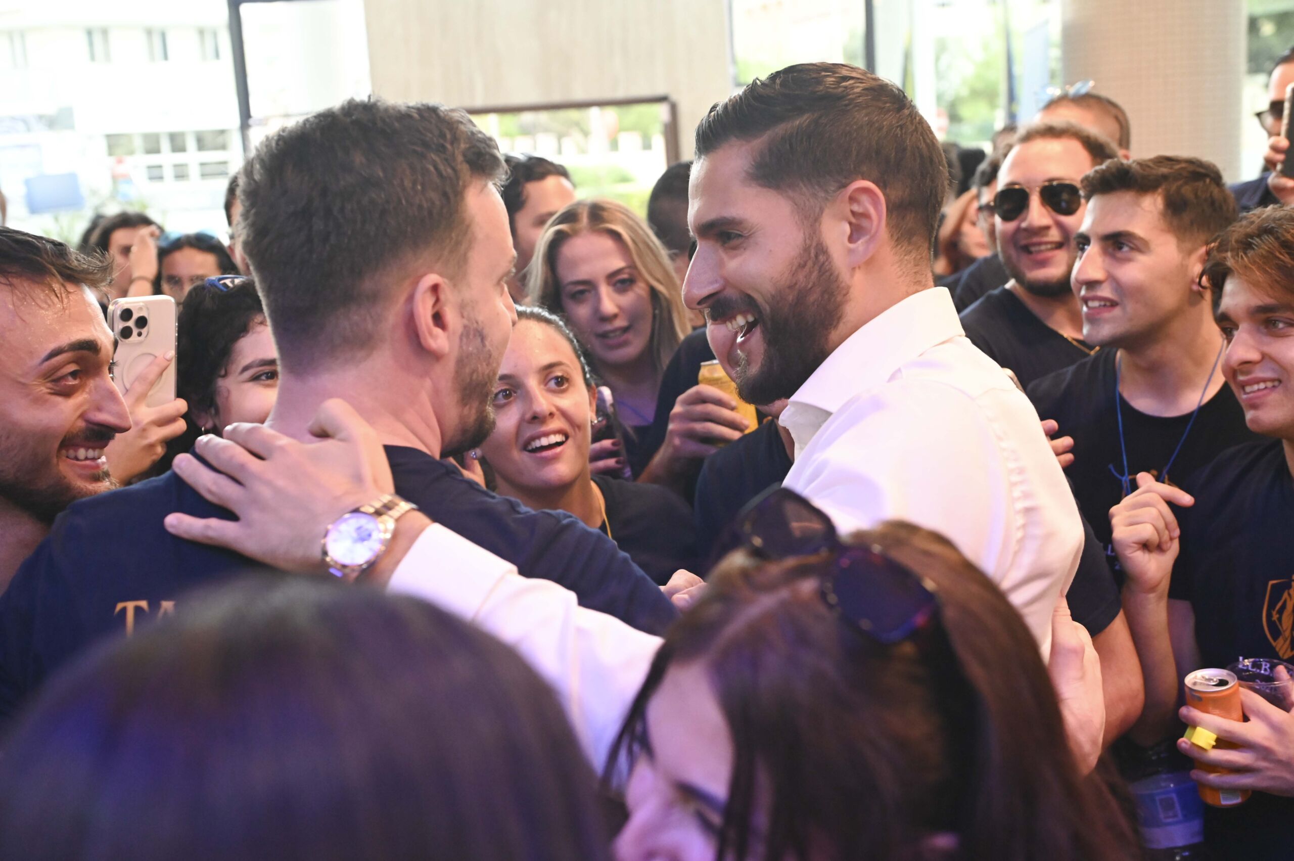 L-istudenti tal-liġi jiċċelebraw ma' Alex Borg - NETnews