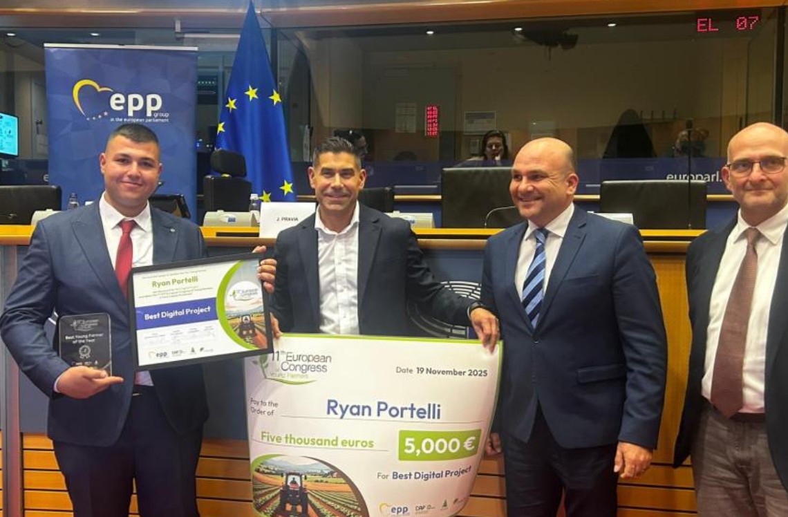 Ryan Portelli ta' 22 sena jirbaħ il-Young Farmers Award - NETnews