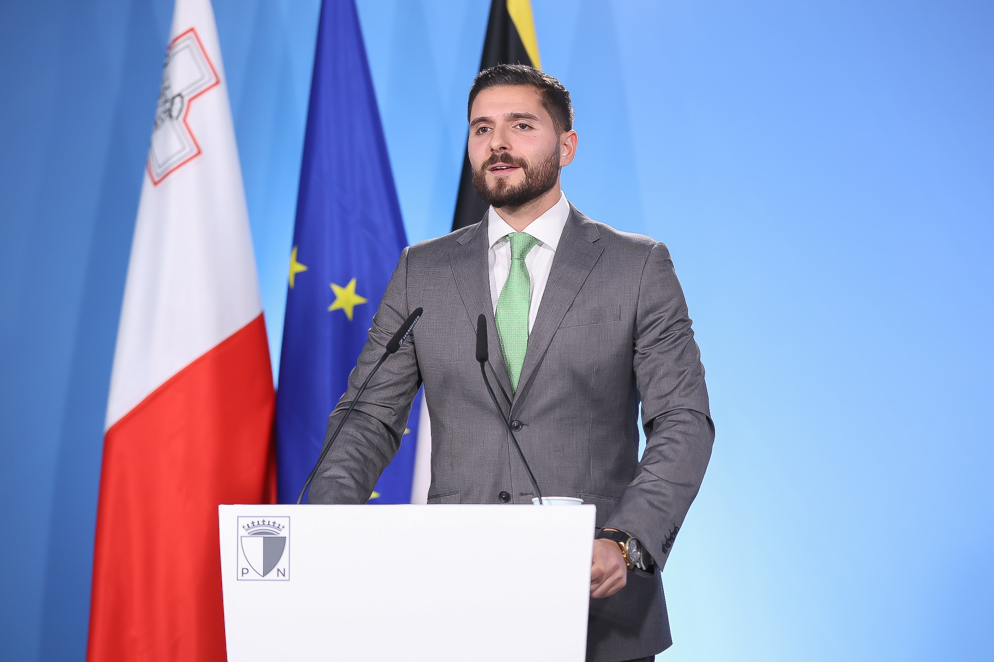 Alex Borg jitlob għar-riżenja tal-Ministru Roderick Galdes - NETnews