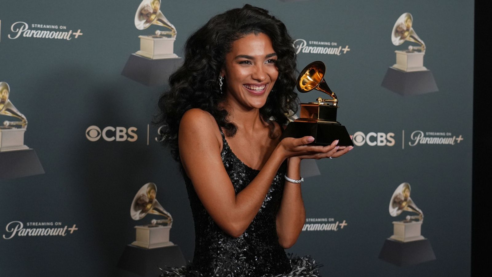 " ICE OUT" - Il-Grammy Awards iddominati minn kundanni għal dawn l ...