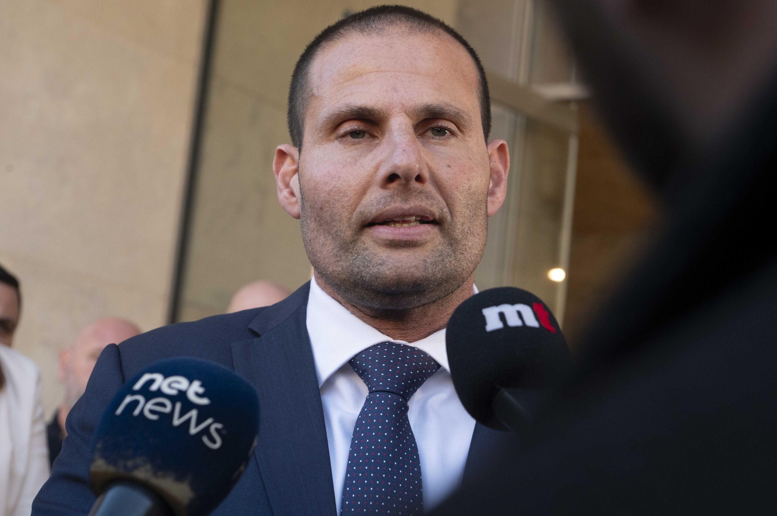 ABELA TAĦT PRESSJONI: 'No comment' minn naħa tal-Ministri - NETnews