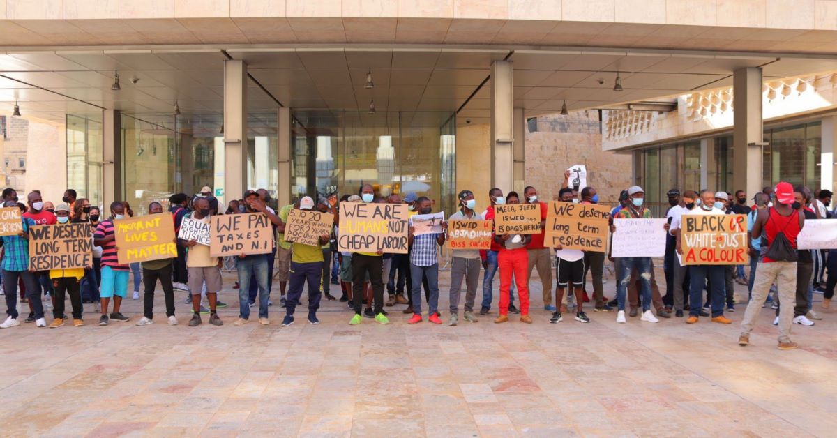 Opinjoni: Ekonomija mibnija fuq l-immigrazzjoni u pagi baxxi - NETnews