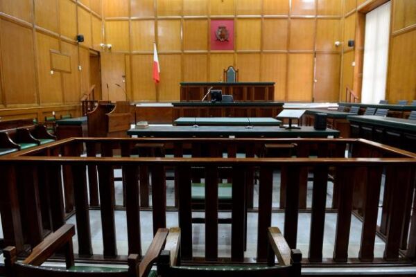 Raġel jinżamm taħt arrest wara li kkawża ġrieħi gravi lill-mara tiegħu ...